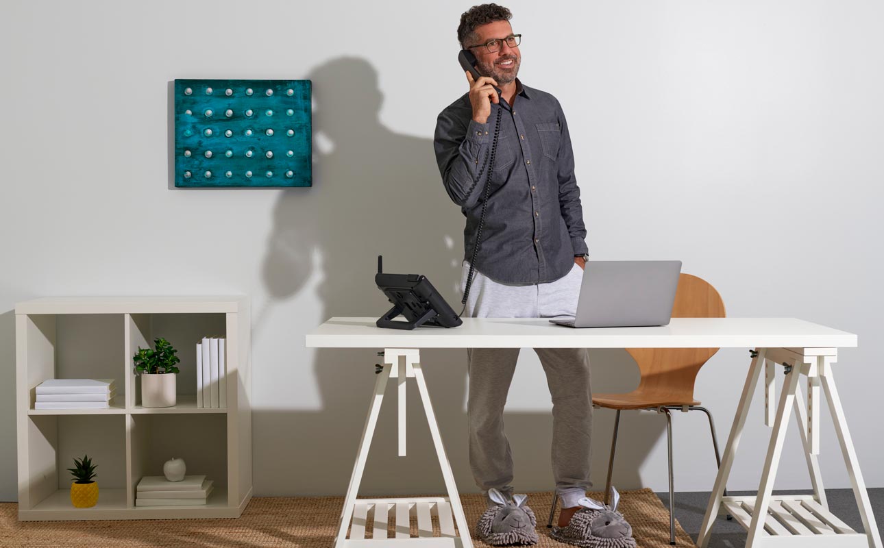 Home Phone for Seniors - Switching Landline to VoIP | Ooma Canada